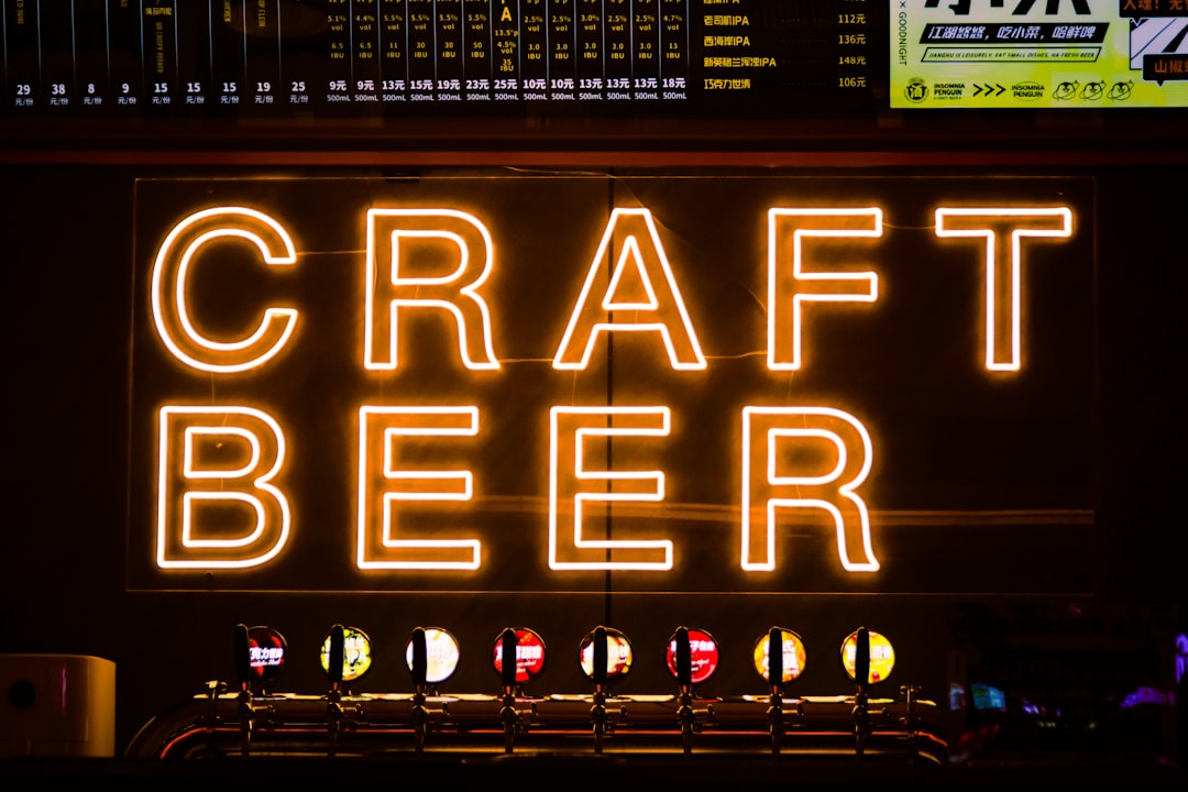 Craft Beer Tasting Guide: How to Taste, Evaluate, and Enjoy Craft Beer